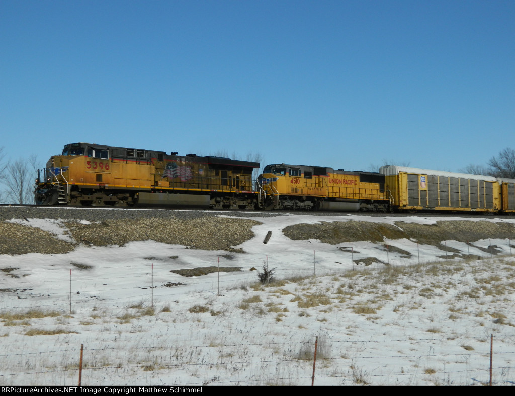 UP Auto Train Westbound